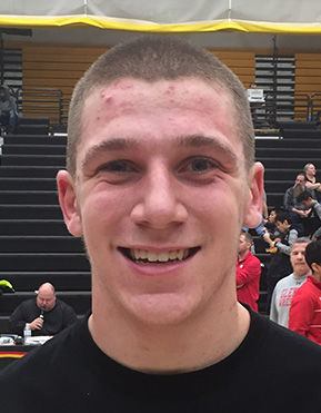 Small moments add up to big win for Middletown wrestling | High School ...