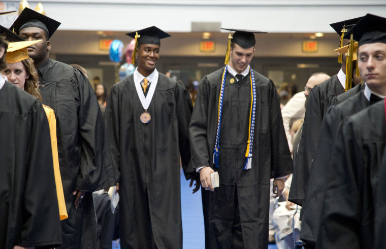 2013 Frederick High Graduation | News | fredericknewspost.com
