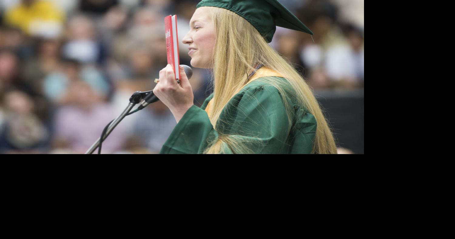 Frederick Community College 2015 Commencement | | fredericknewspost.com