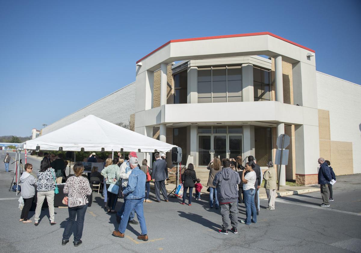 Groundbreaking ceremony marks progress for Frederick Towne Mall ...