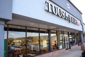 French Asian bakery Tous les Jours opens on Frederick's Golden Mile ...
