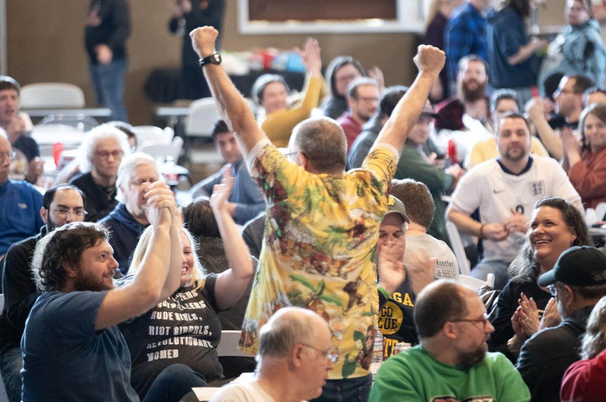 Trivia championship draws hundreds to Brunswick | Lifestyle ...