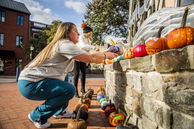 Orenda Center for Wellness clients paint messages of hope, recovery on ...