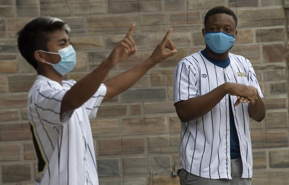 Maryland School for the Deaf graduates celebrate in Baker Park | Other ...
