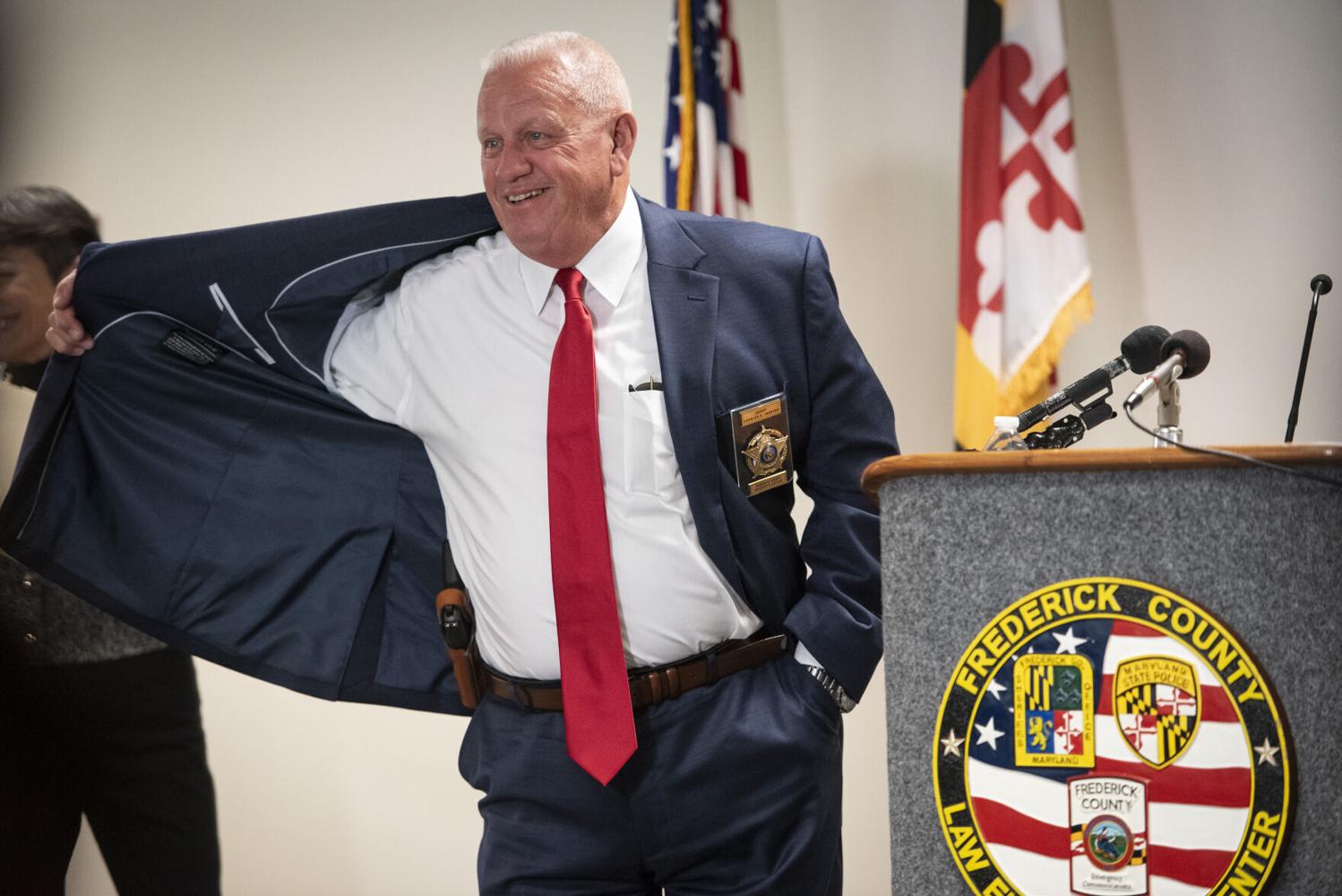 Updated: Feds drop case against sheriff; Jenkins compares prosecution to 'assassination attempt ...