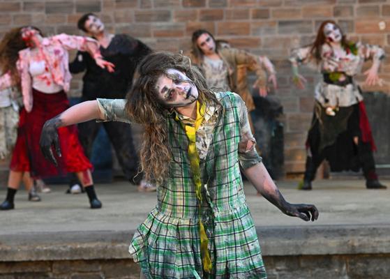 Zombies take over Baker Park Bandshell, bring back 'Thriller ...