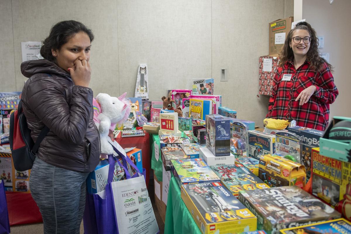 Frederick Rescue Mission distributes hundreds of free toys to local ...