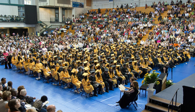 2013 Frederick High Graduation | News | fredericknewspost.com