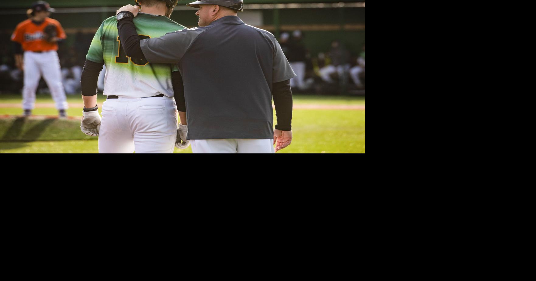 Rodney Bennett's FCC pride shines through upon NJCAA Baseball Hall of ...
