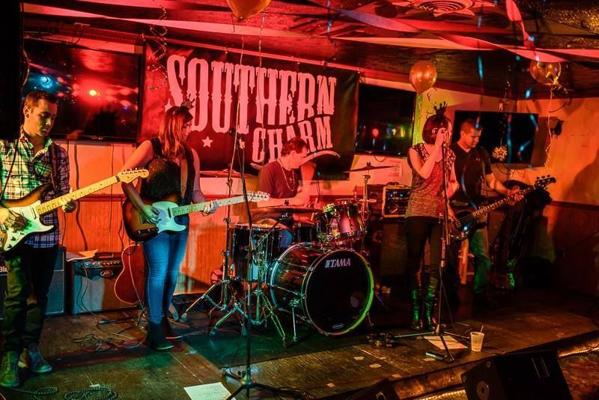 Gude Brothers' Greenhouses to host Lettuce Jam | Middletown & Braddock ...