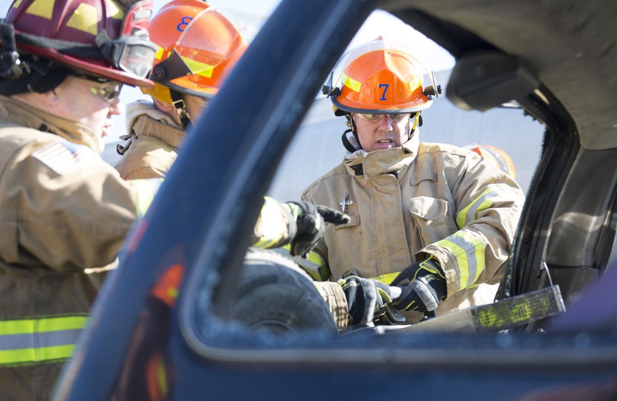 Answering the call: Firefighter recruits learn tools of the trade ...