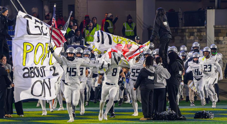 Photos: Maryland Class 3A State Football Championaship, Linganore vs ...