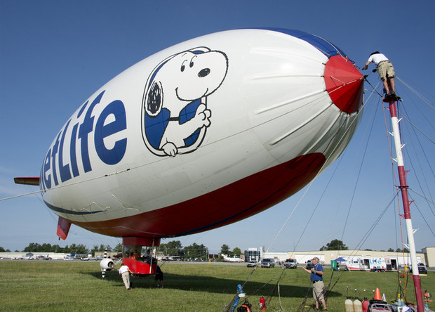 Blimp ride lifts spirits of young cancer patients | Bulletin ...