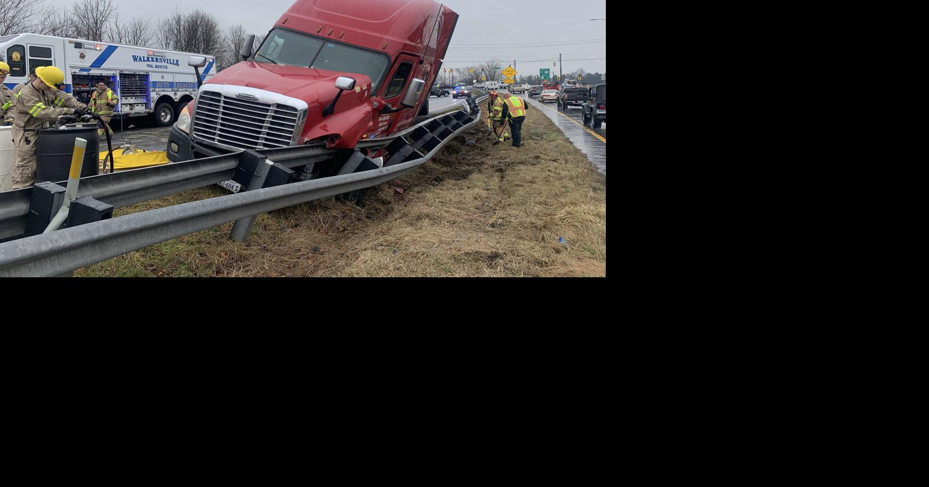Updated: Tractor-trailer driver has minor injuries after crash, police ...
