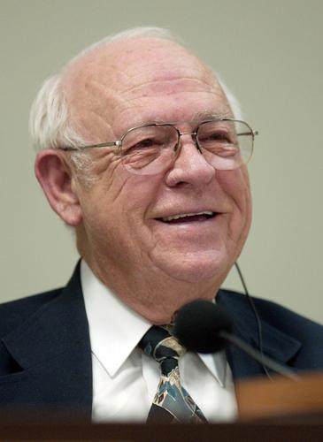 Former Frederick County Commissioner Bruce Reeder dies at 90 ...