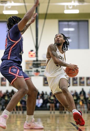 Photos: Class 4A West Region Final / Frederick-Thomas Johnson ...