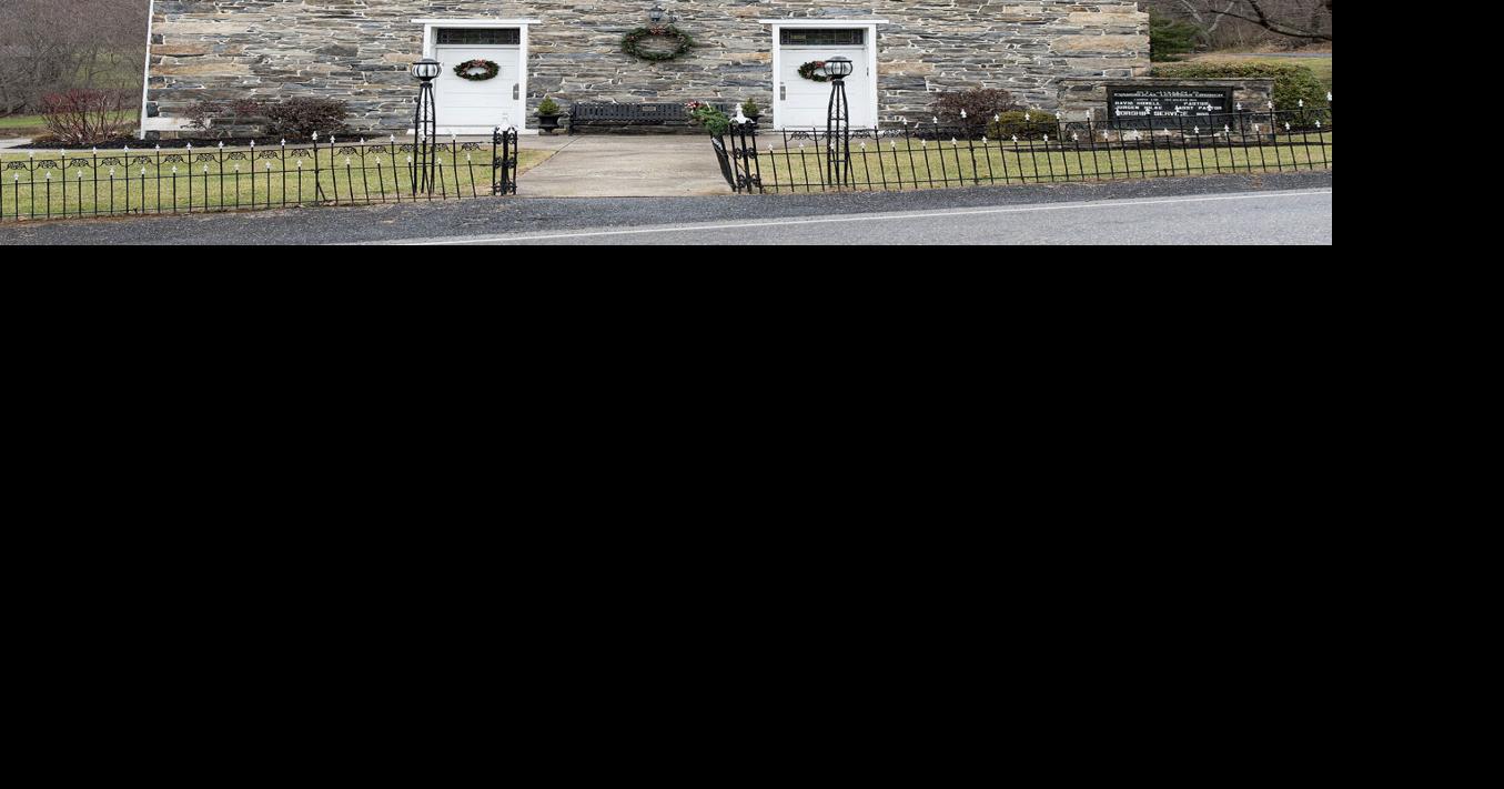 An old-time country church tour: Churches dressed up for Christmas ...