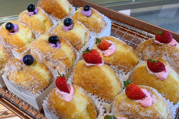 French Asian bakery Tous les Jours opens on Frederick's Golden Mile ...