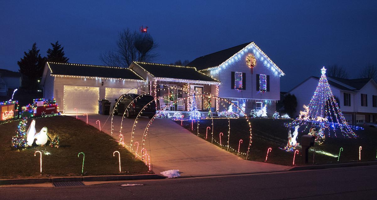 Homes light up Thurmont with holiday cheer | Home And Garden ...