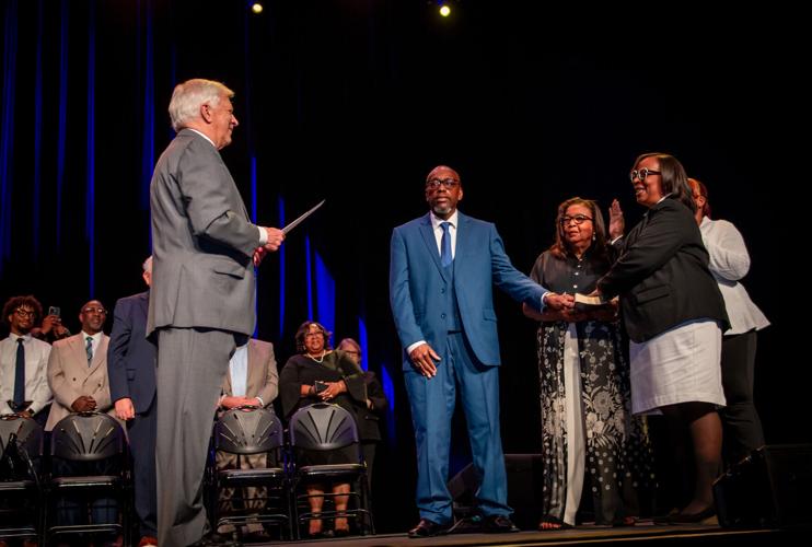 April 23 - Sharon Tucker sworn in as new mayor of the City of Fort ...