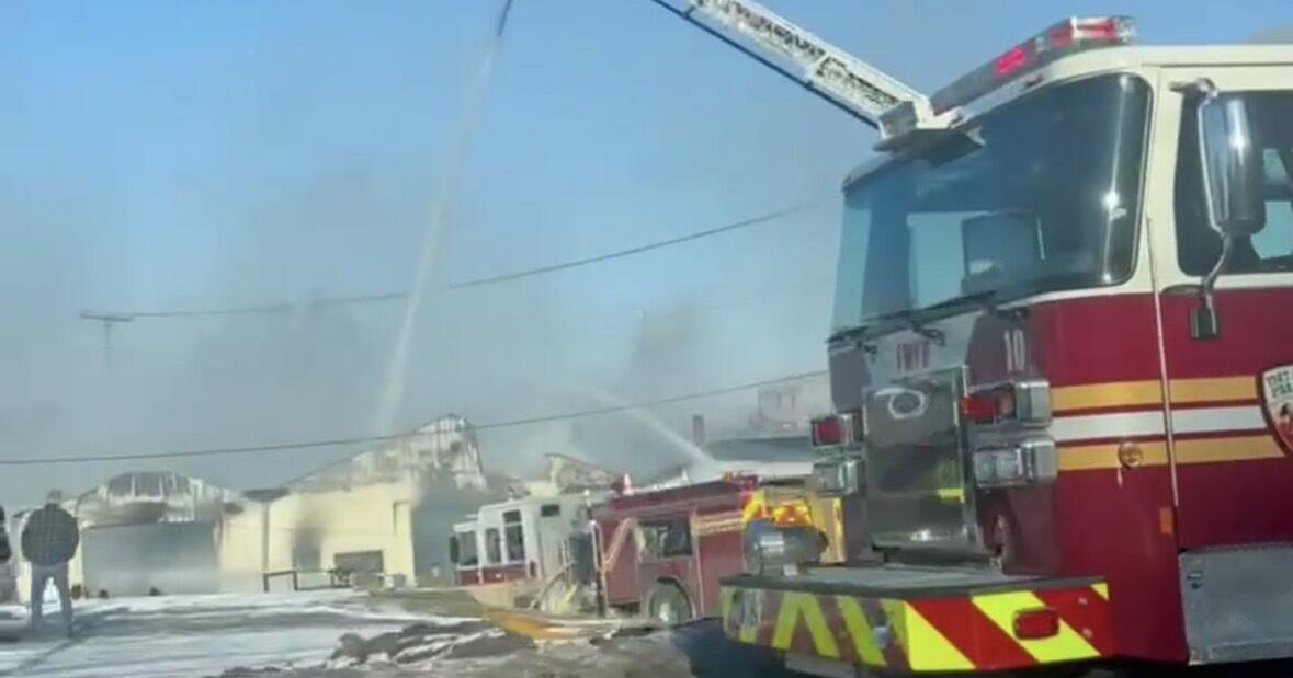 Dec. 16: Fort Wayne Fire Department responds to blaze in area of 2600 E ...