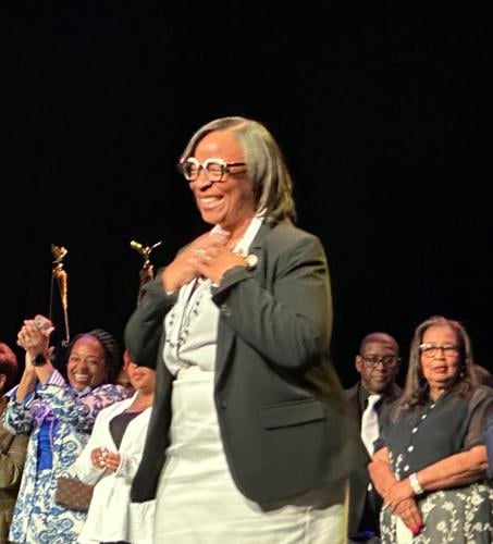 April 23 - Sharon Tucker sworn in as new mayor of the City of Fort ...