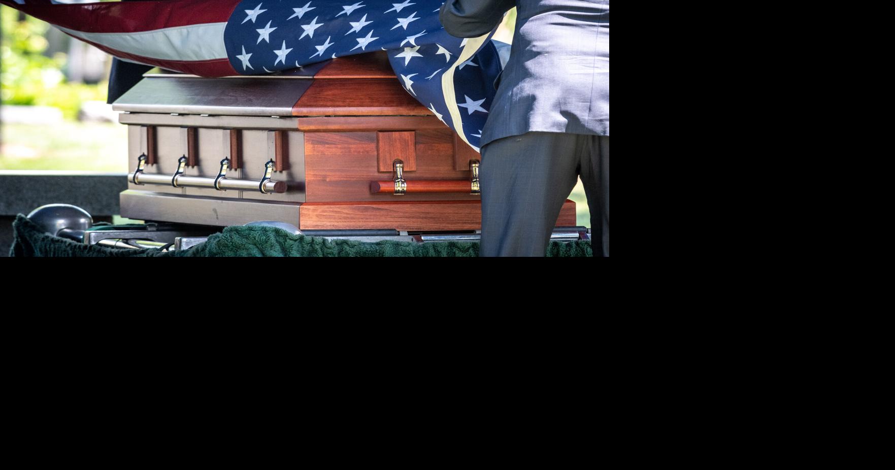 Joe Kernan, 48th governor of Indiana, laid to rest in small private ...