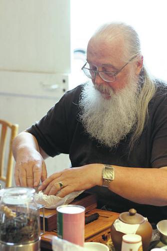 Vendor enjoys telling the story of tea | Career Path | fwbusiness.com