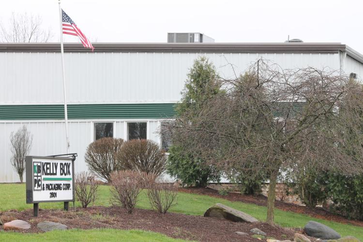 Kelly Box designs, donates boxes to help Community Harvest meet demand ...