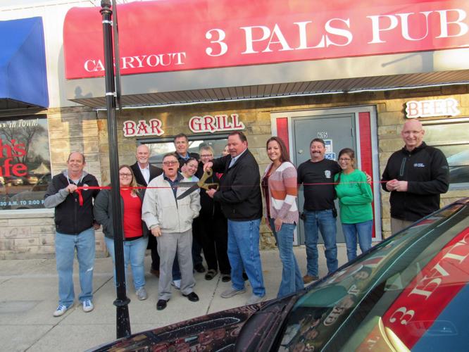 Ribbon-cutting makes 3 Pals Pub official | Fwbusiness | fwbusiness.com
