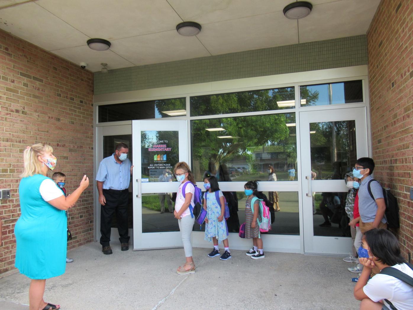 FWCS elementary students return as schools adapt to COVID-19 ...