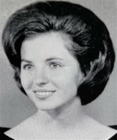 Donna Rene Crump-Holcomb | Obituaries | The Daily News