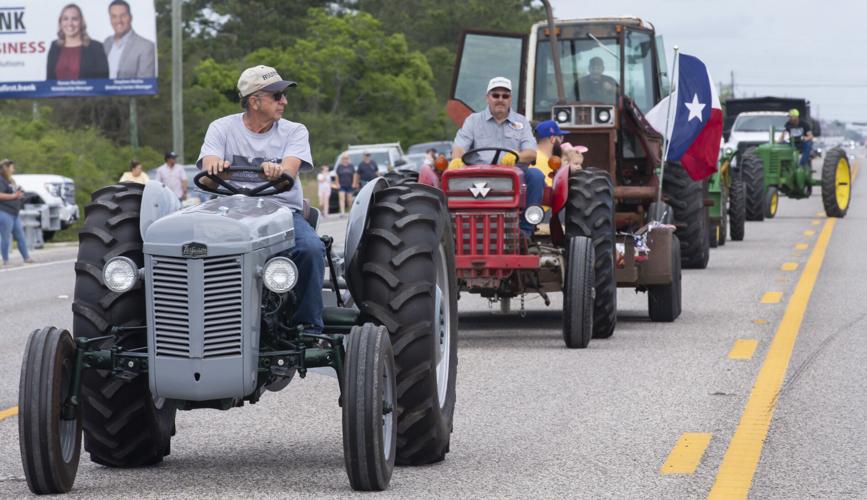 Parade kicks off Galveston County Fair & Rodeo | Local News | The Daily ...