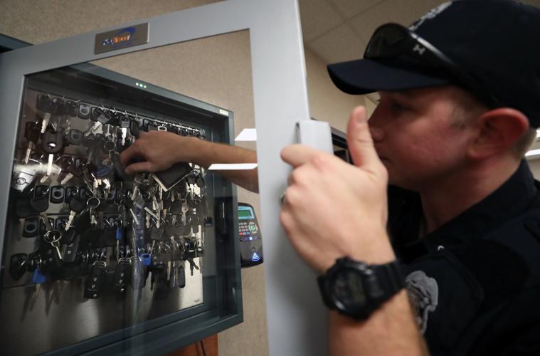 Police argue benefits of take-home car policy | Local News | The Daily News