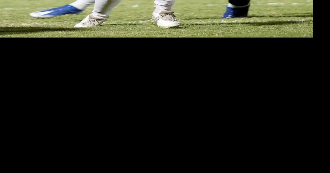 Photos: Ball High Tors vs. Elkins Knights | In Focus | The Daily News