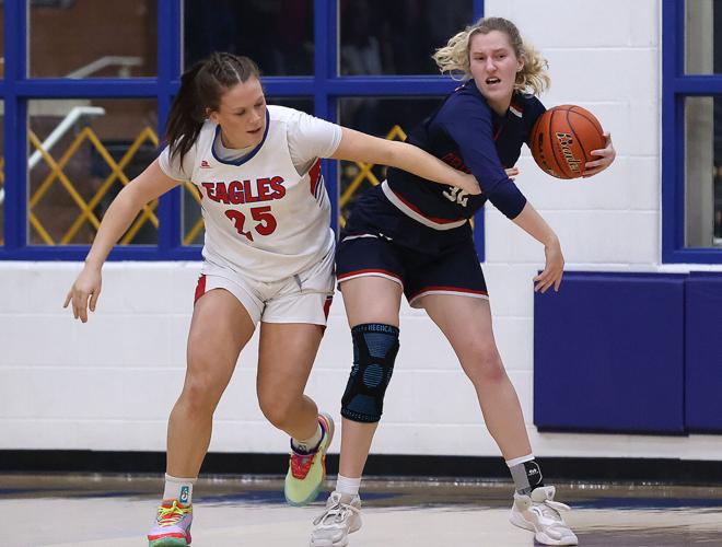 Bay Area Christian fights to finish but can’t overcome Lake Country ...