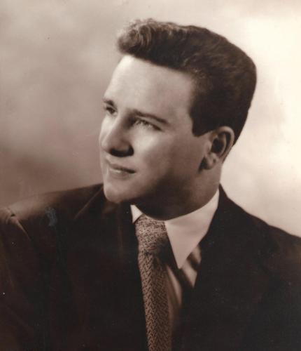 Malcolm Stuart Nicoll | Obituaries | The Daily News