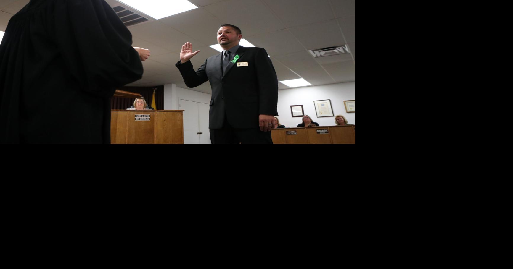 New mayor sworn in to lead 'changed' community | Local News | The Daily ...