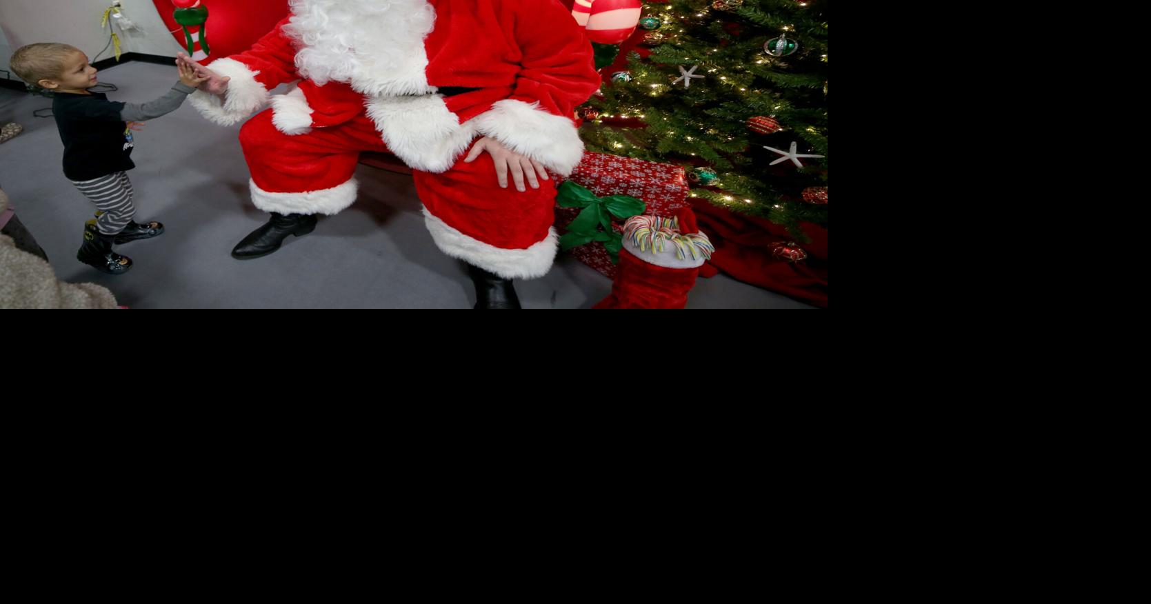 Santa makes appearance at Galveston recreation centers | Local News ...