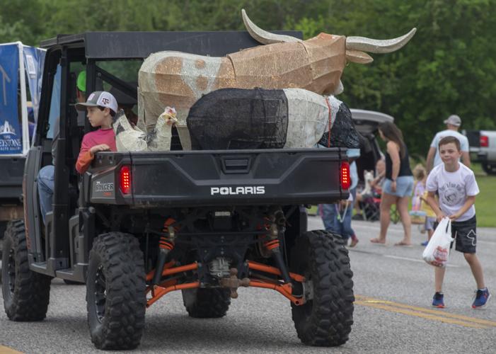 Galveston County Fair & Rodeo kicks off with parade | Local News | The ...