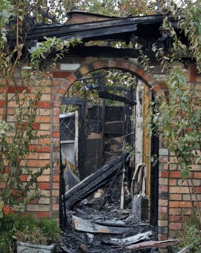 Woman, 80, dies in early morning fire | Local News | The Daily News