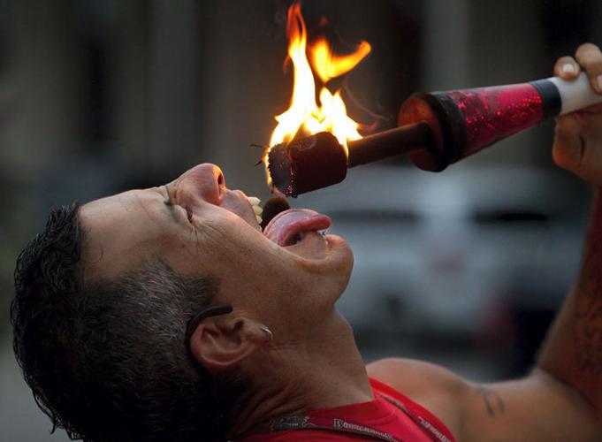 Street performer makes Galveston his new stage | Entertainment | The ...