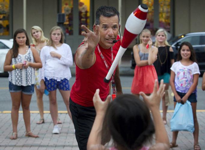 Street performer makes Galveston his new stage | Entertainment | The ...