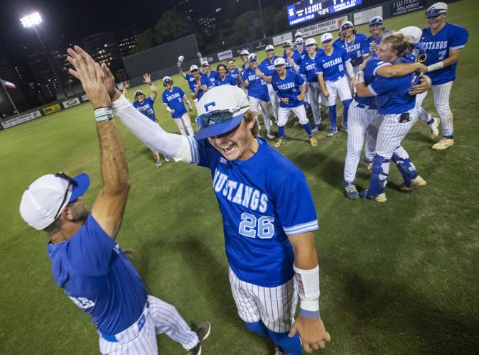 Friendswood sweeps Lake Creek in regional final, punches ticket to ...