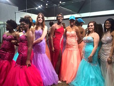 Ball High students get prom makeovers | Lifestyle | The Daily News