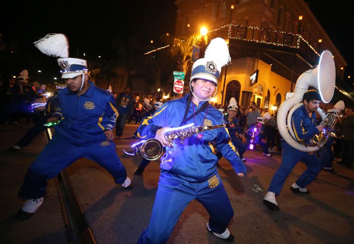 It's a wrap! Fat Tuesday parade ushers out Mardi Gras 2020 | Local News ...