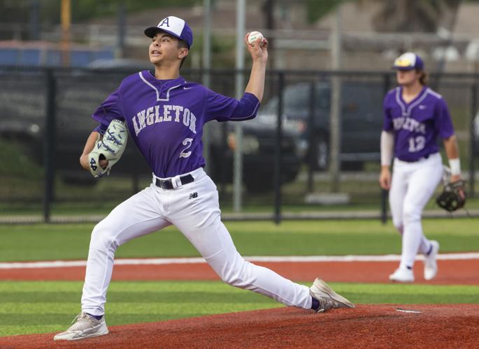 Ball High gets walk-off win over Angleton to keep playoff hopes afloat ...
