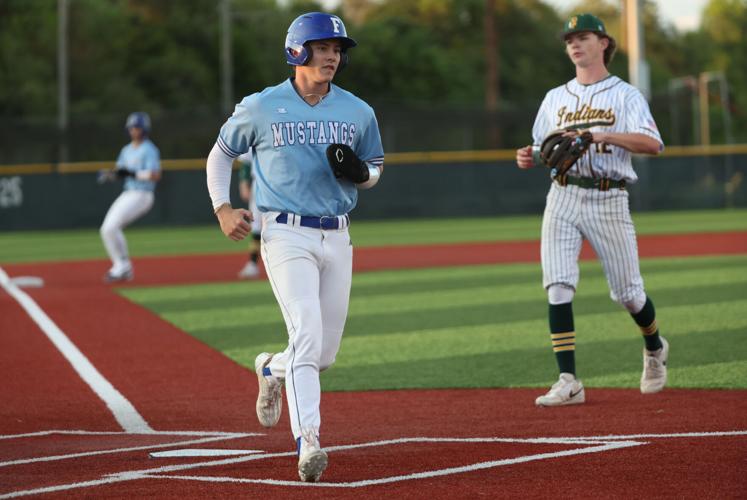 Santa Fe stays in the fight to sweep state-ranked Friendswood | High ...