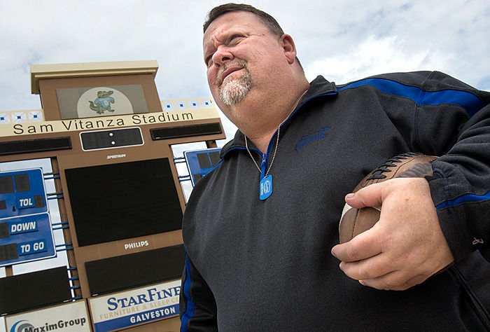 Rally around the coach | Local News | The Daily News