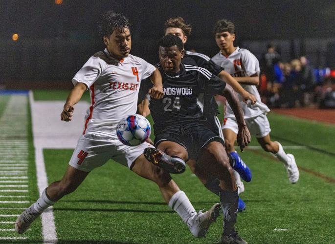 Friendswood starts strong, finishes the job for win over Texas City ...